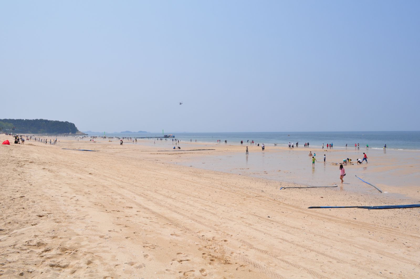 Adventures of a Family in Seoul: One day on Daecheon Beach (and nearby)