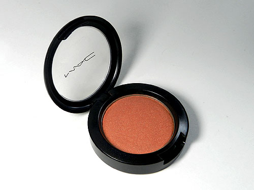 MAC Sunbasque Blush Review, Photos and Swatches!