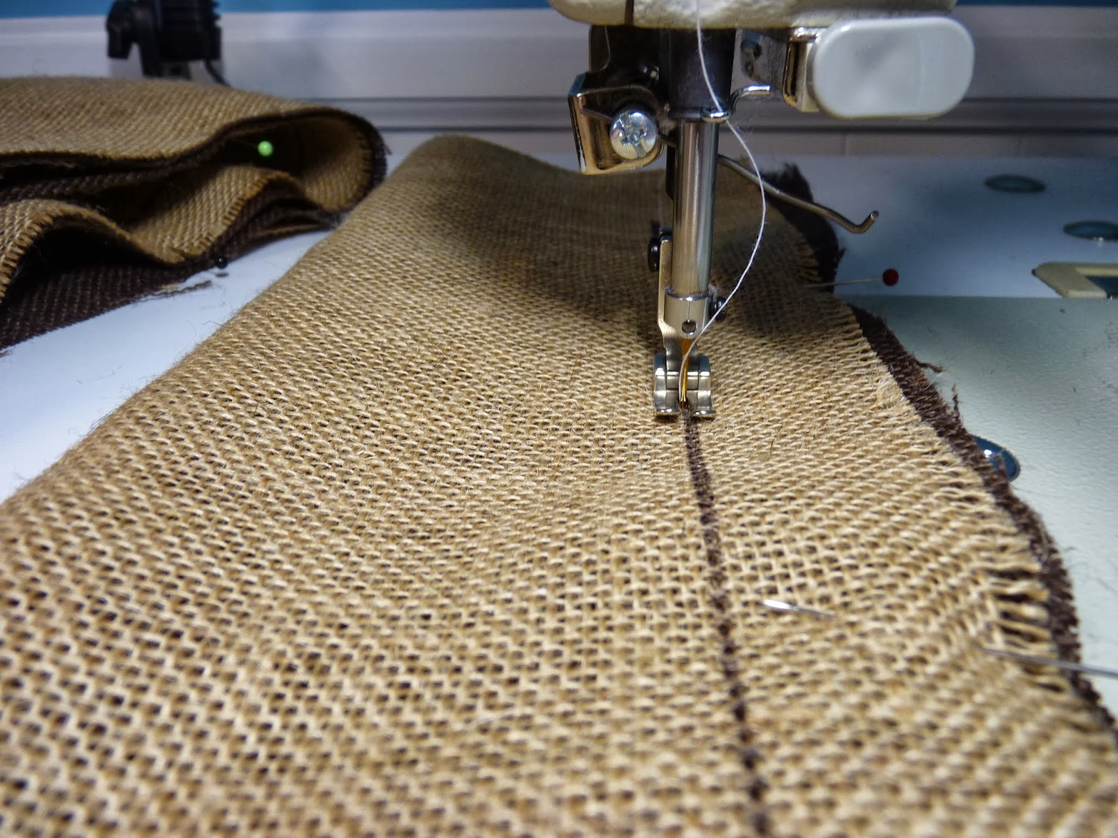 Mary Jo's Cloth Design Blog: Rustic Ruffled Burlap Wreath