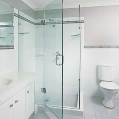 PENYEDIA PEMASANGAN KACA SHOWER SCREEN YOGYAKARTA - RAJA ALUMINIUM KACA ...