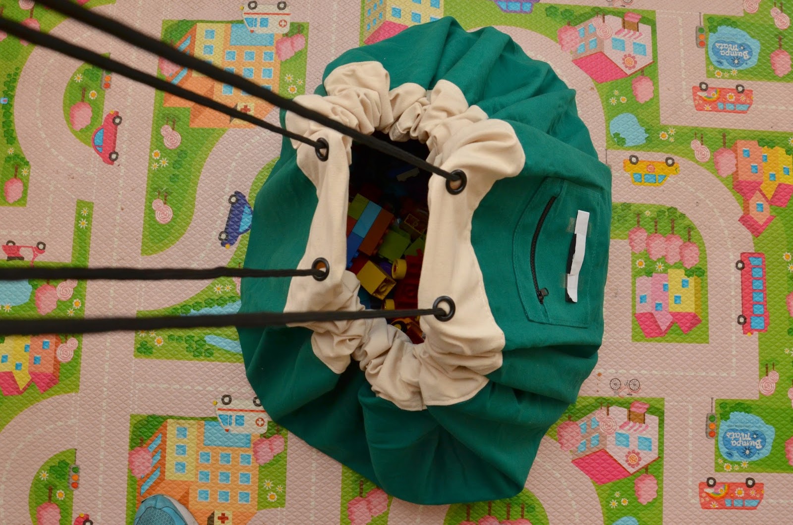 Toy Storage Ideas With Play Pouch - Teacher Types