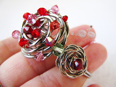 WireBliss's Wire Jewelry: Wire Jewelry - Roses Are Red - Adjustable Cuff