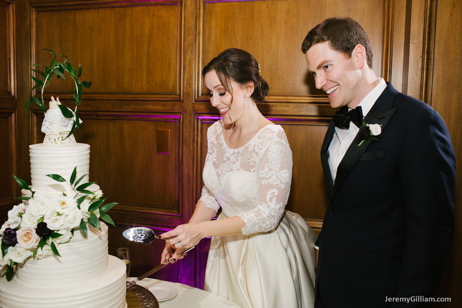 Fleurs de France: Grace & Sam Driscoll