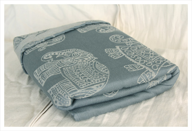 SlingoMama: Didymos India Stonegrey with wool unboxing