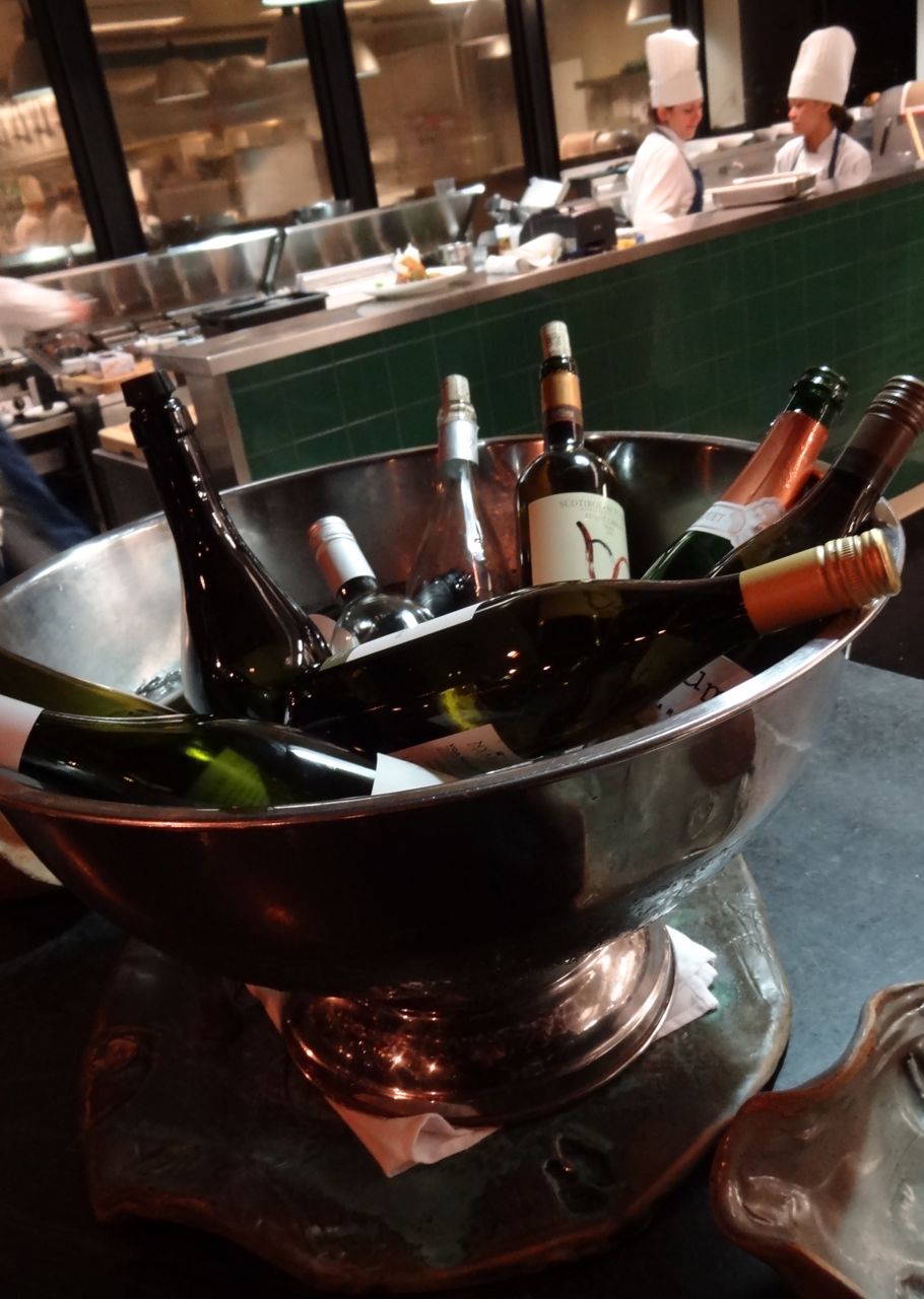 Scrumpdillyicious: Canoe: The Height of Inspired Canadian Cuisine