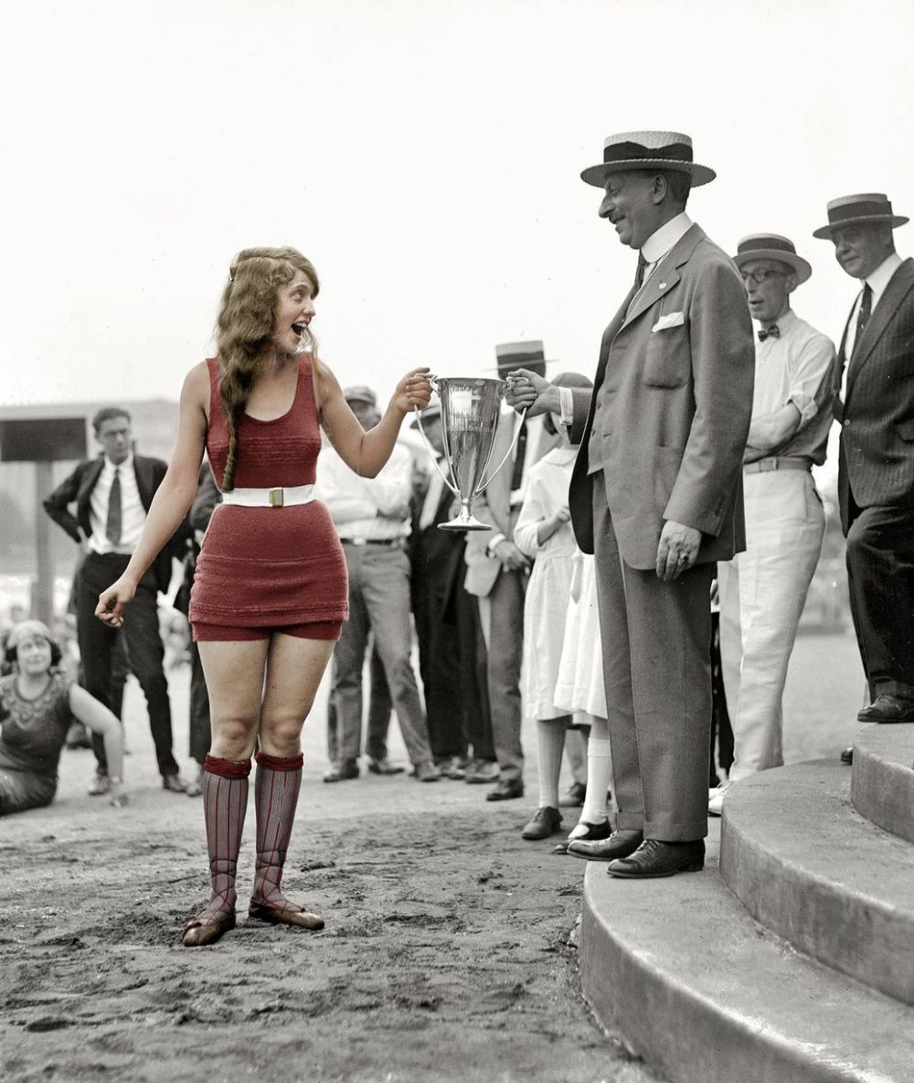 Charming Photos of Beauty Queens of the 1920s Have Been Brought to Life ...