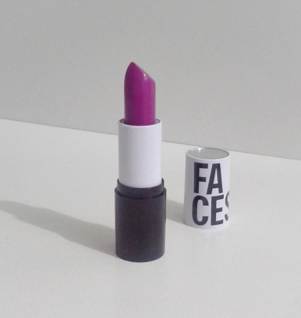 Passos Poderosos: RESENHA: Batom Natura Faces Efeito Matte - Cor Shock ...