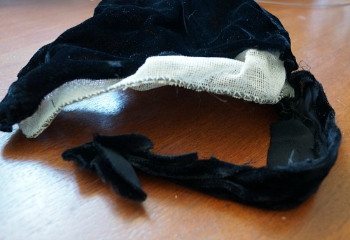 How I restored a crushed and battered vintage 1950s hat | Tanith Rowan