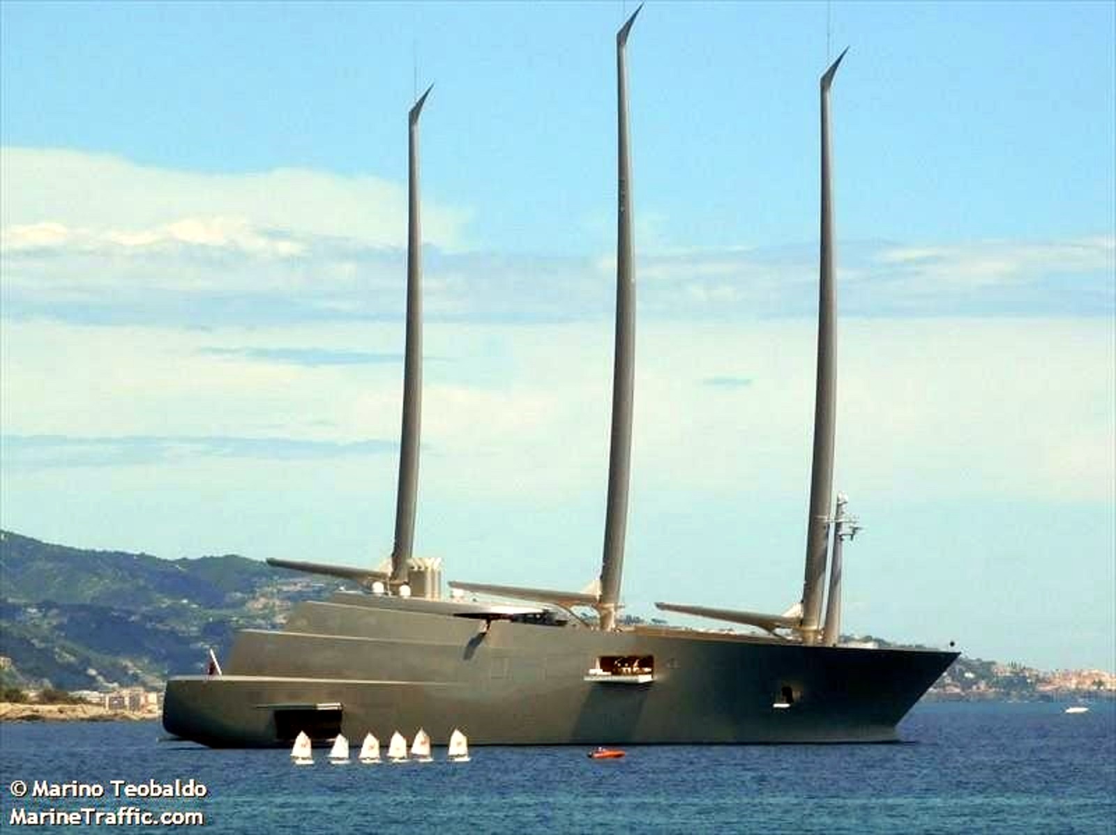 TeamHan... sy Condor: Sailing 'Yacht' A arrives SXM..