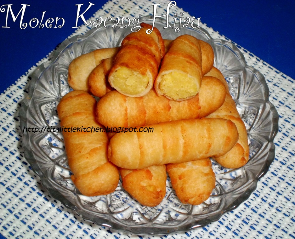 Tita's Little Kitchen: Molen Kacang Hijau