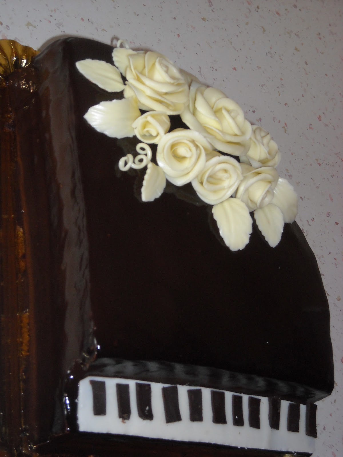 Ceva dulce...: Tort pian ... botez Mara, pentru nasi