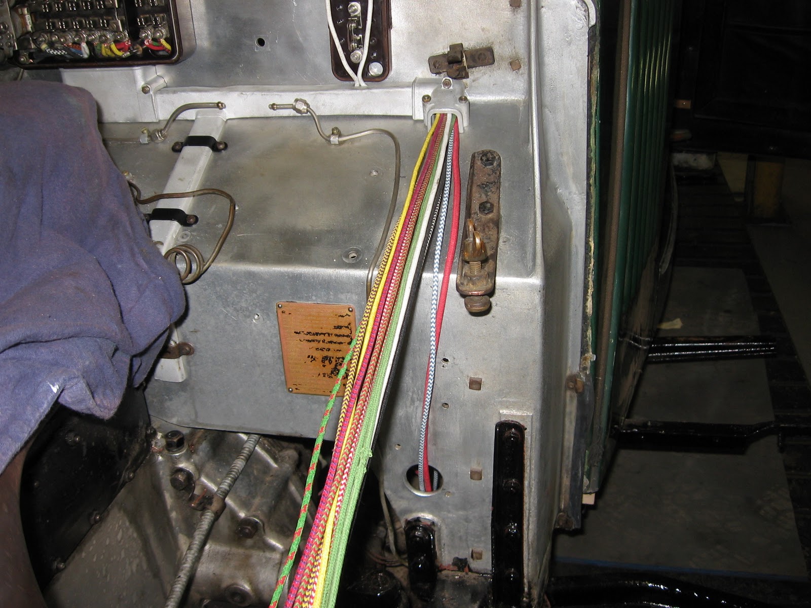 Milford Vintage Engineering Ltd: Derby Bentley 4 1/4 Re-wire