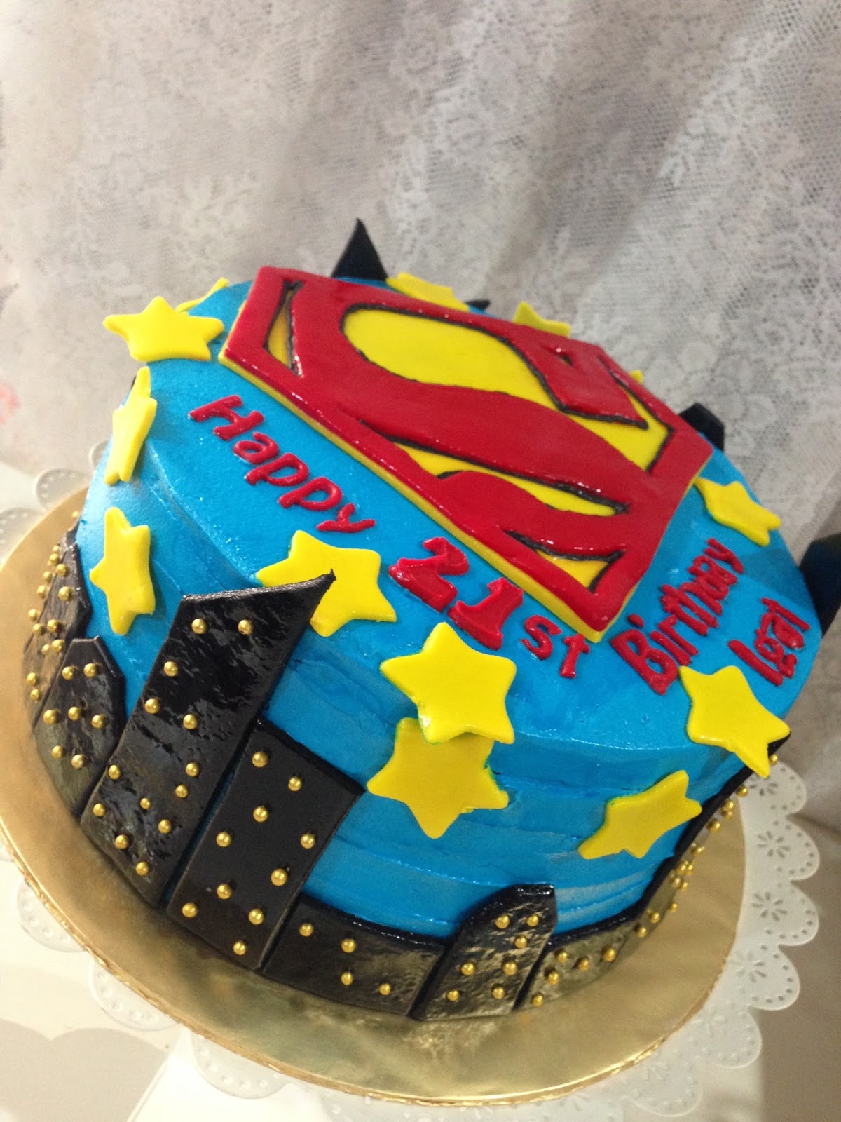 ninie cakes house: Superman 2D Birthday Cakes Theme