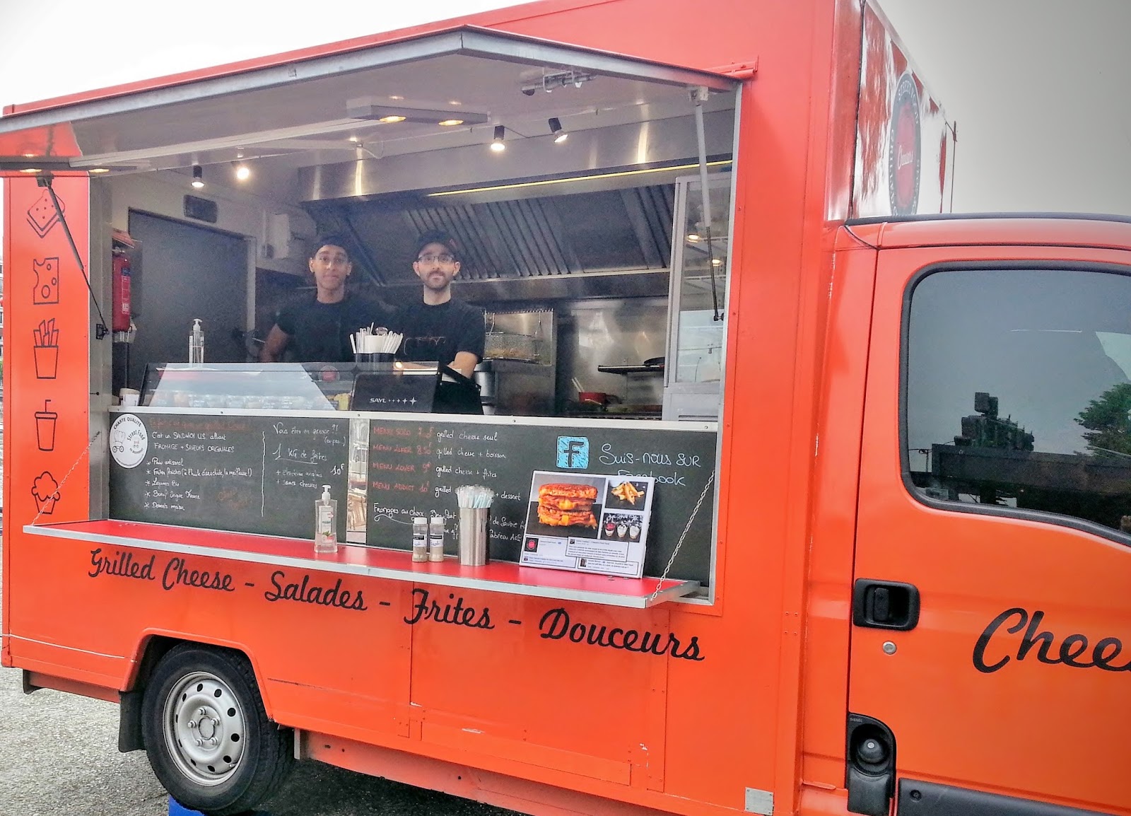 Les Tasters: Cheesers food truck de grilled cheese à la française