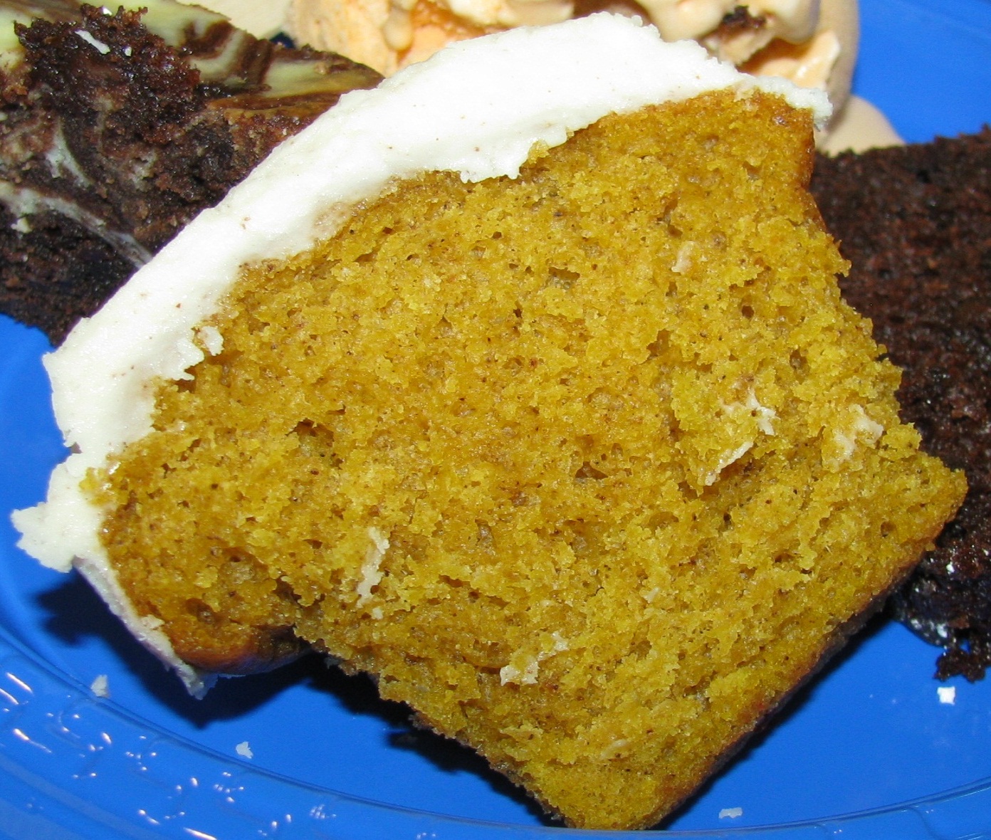 Corrie Food: Sprinkles Cupcakes! Red Velvet, Pumpkin, Salty Caramel ...