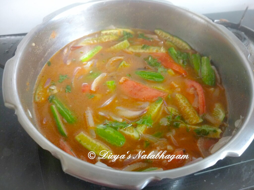 Kovakkai Masala Rice | Tindora Rice in Pressure Cooker - Divya's Nalabhagam