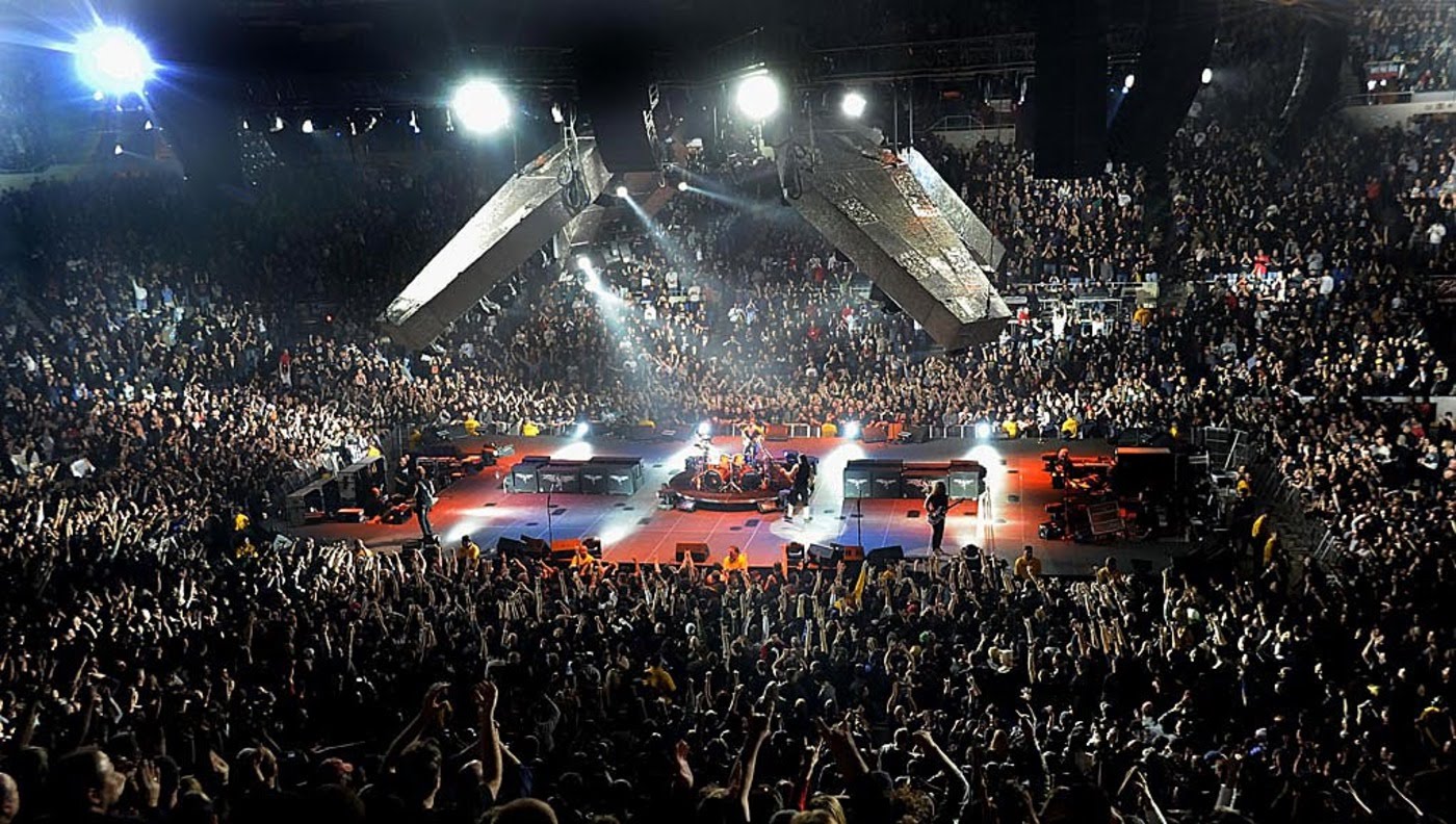 The Blog of a Bounder, Cad & Scoundrel: SPWA and a Heavy Metal Concert