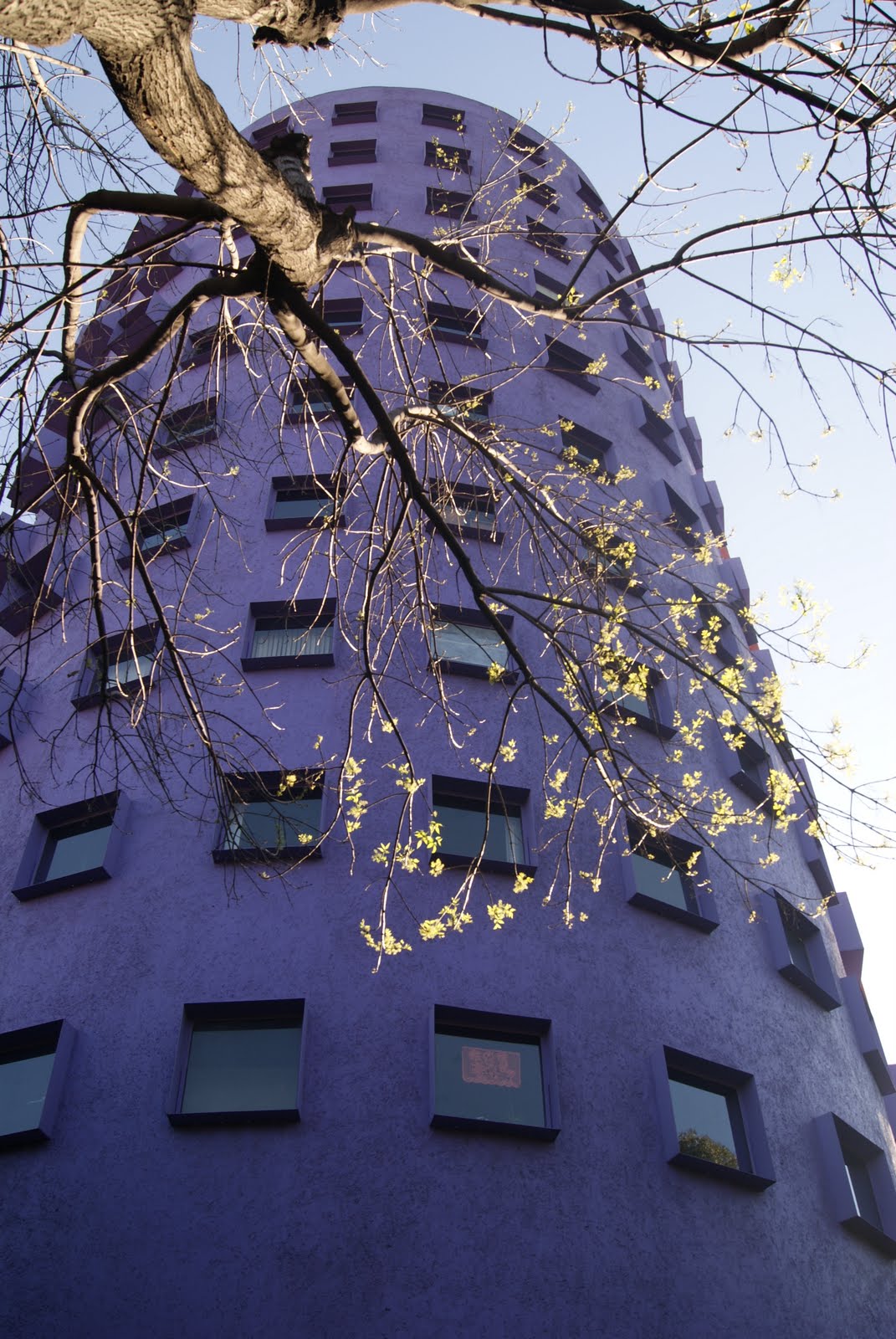 Instantáneas de la Ciudad: Centro Nacional de las Artes CENART