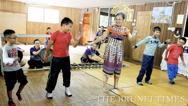 A Glimpse of the Iban Way of Life