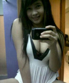 Koleksi Cewek Bispak Bagian 2 - Dunia Tante dan ABG