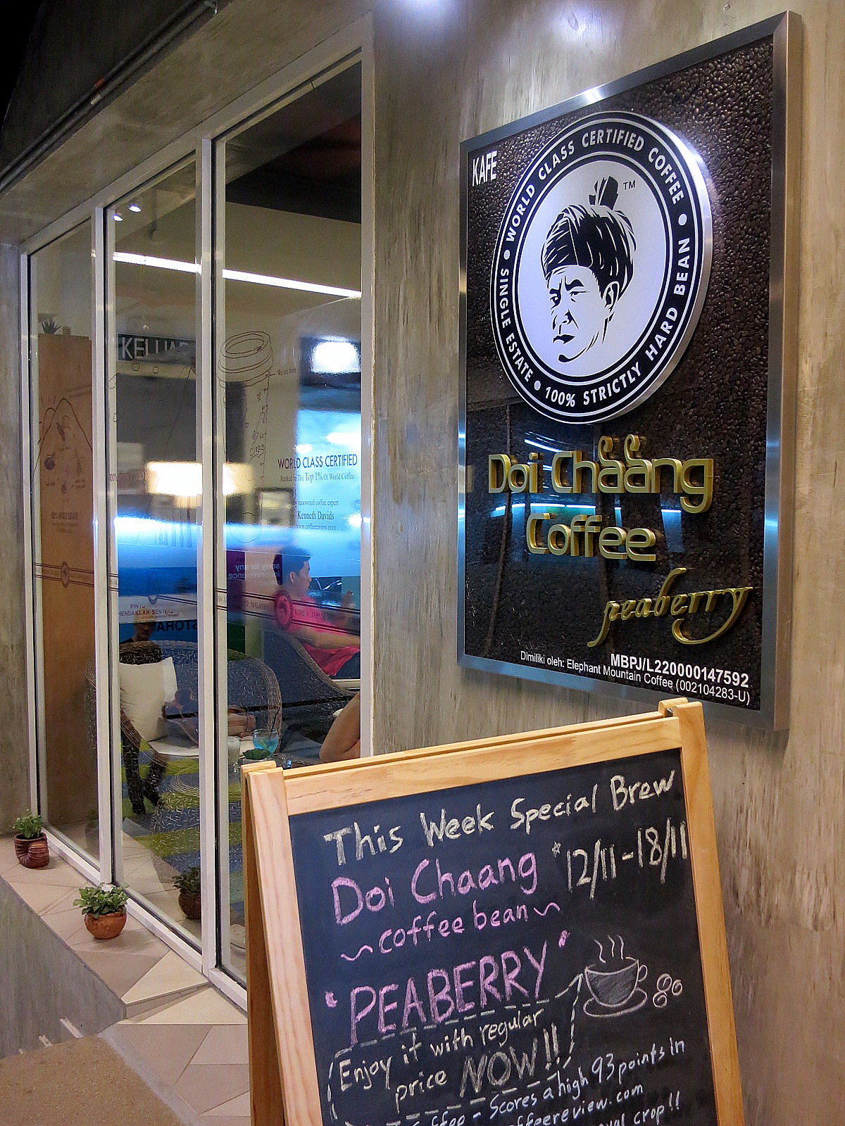 Coffee cultivated by the Akha tribe on Thai mountains in the Golden ...