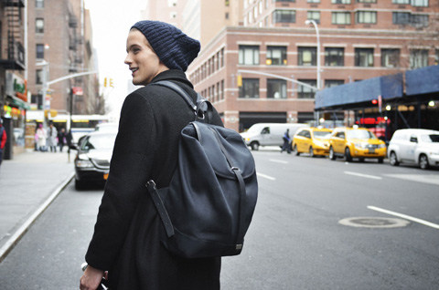 MY FASHION TRICKS: Street style: Backpacks!!