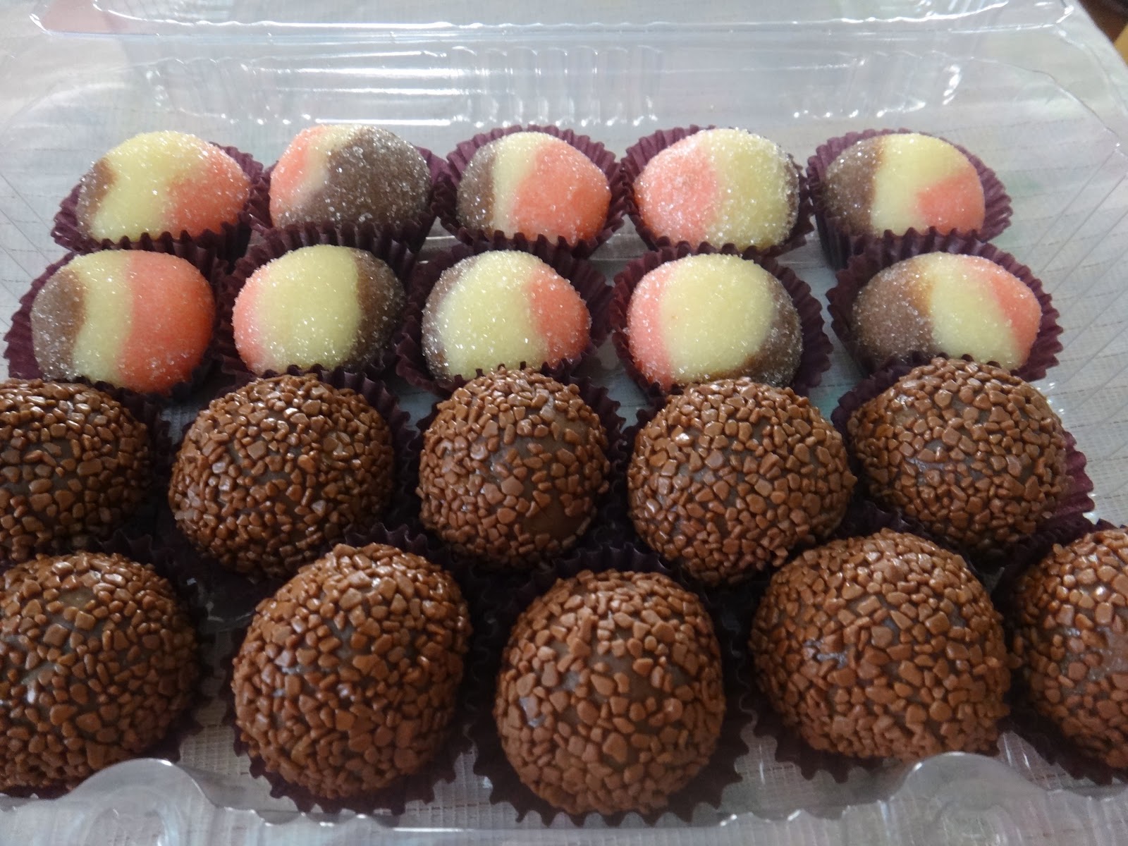 Encantos d'Brigadeiro: Brigadeiros para Érica!!