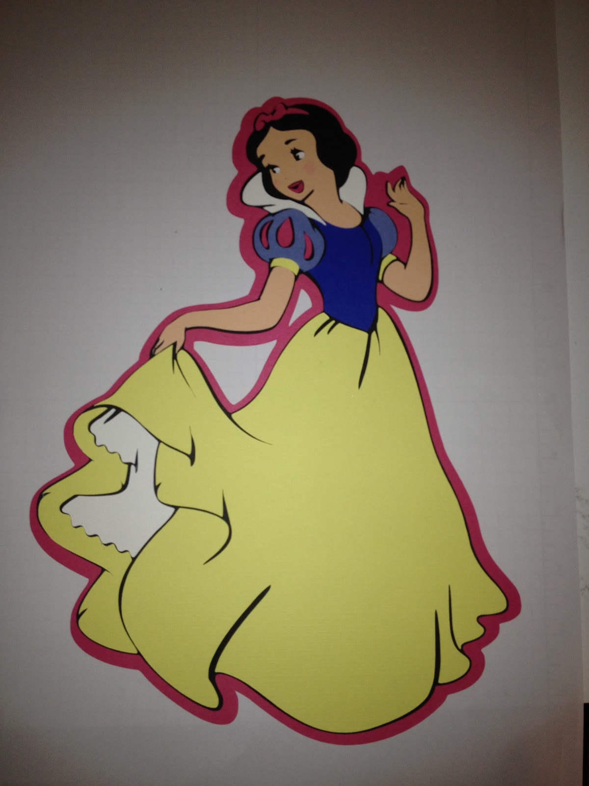 Crafts with Roxy: Disney Cricut Princess Decorations