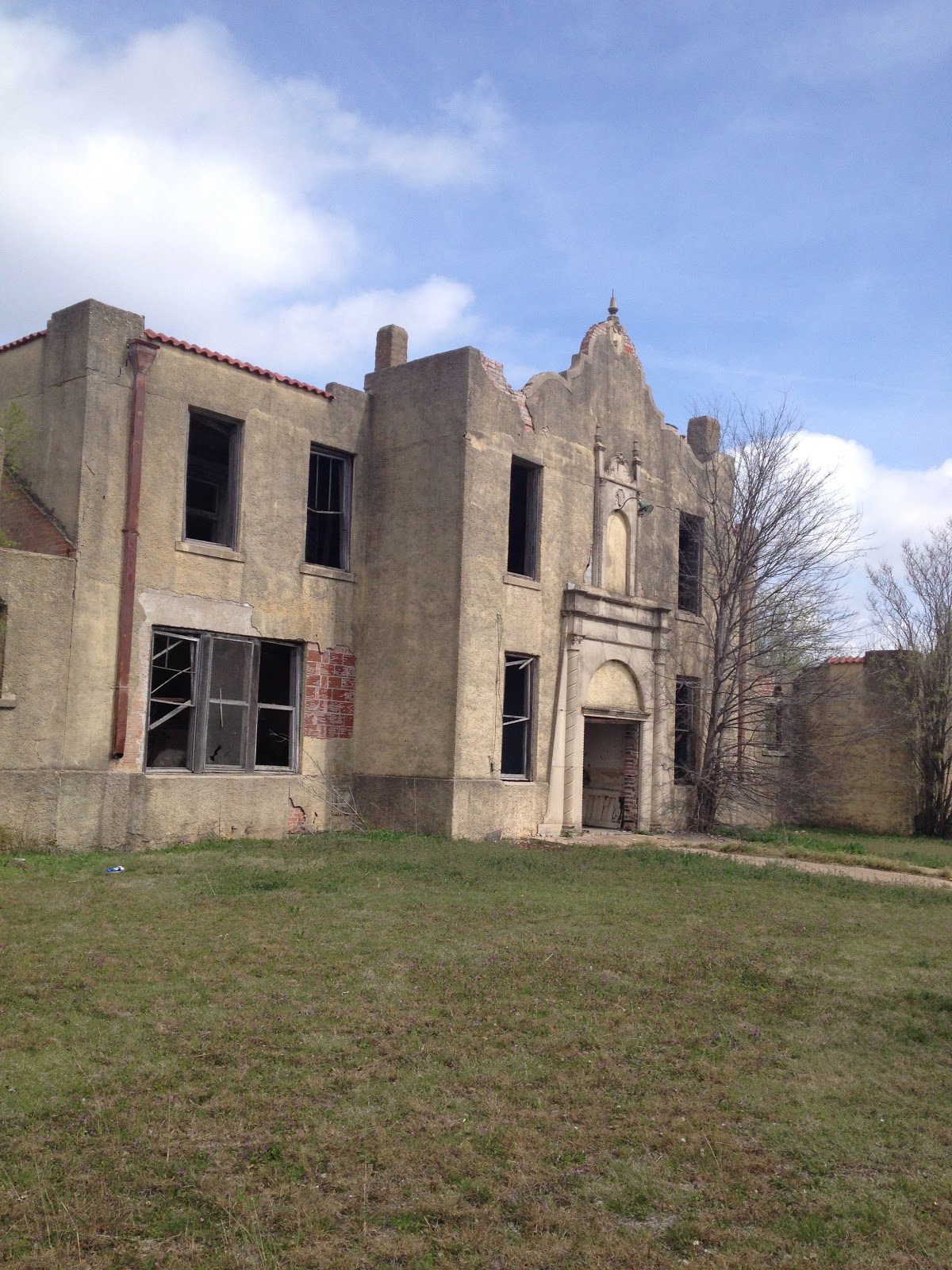 Texas Small Town Adventures: Mosheim School