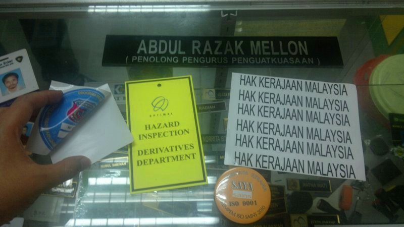 Seni Reka Tanda: BERBAGAI BADGE, STICKER2, SIGNAGE PINTU DAN LAIN2