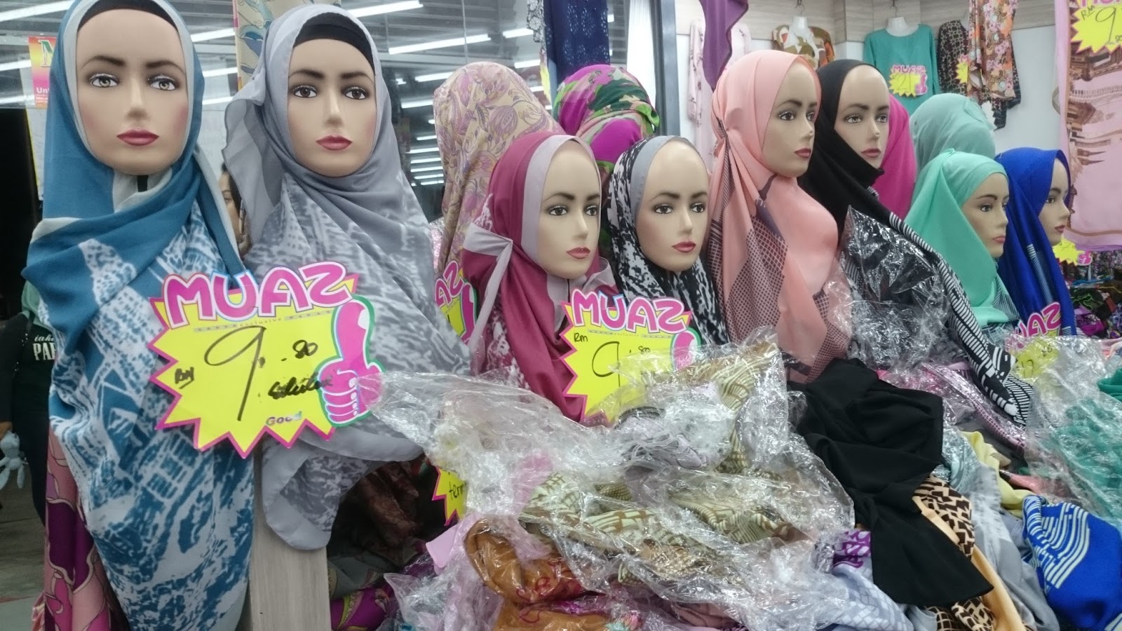 Knowledge Seeker of Modern Style: MUAZ Wholesale Emporium JOHOR