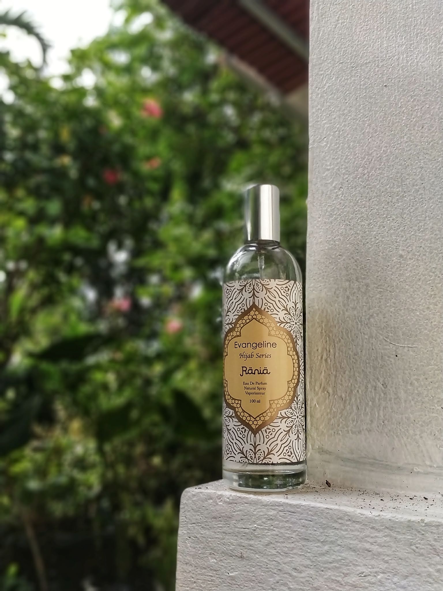 Review Parfum Evangeline Rania