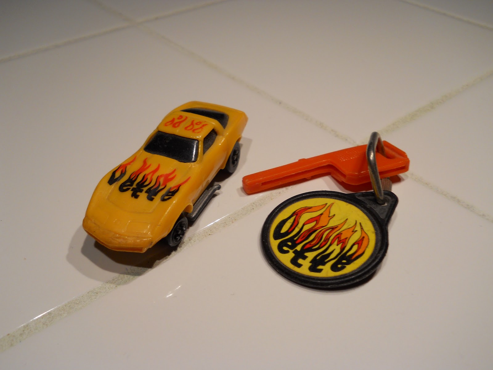 Memories of Toymorrow: 1980 KIDCO BURNIN KEY CARS CORVETTE