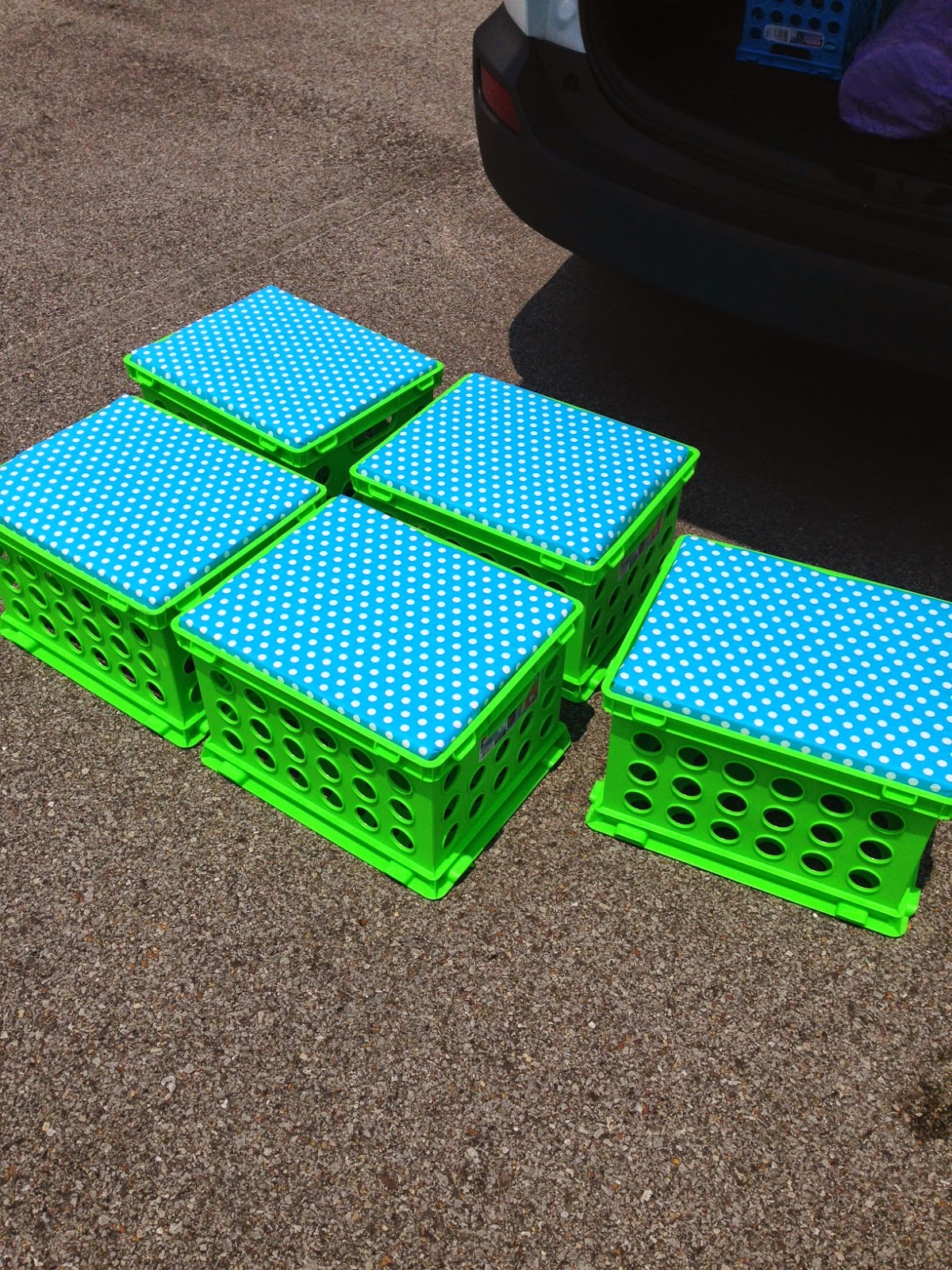 The Kinder Queen: Crate Seats