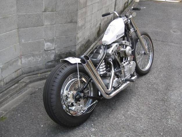 biker excalibur II: 69 FLH Custom by Luck Motorcycles