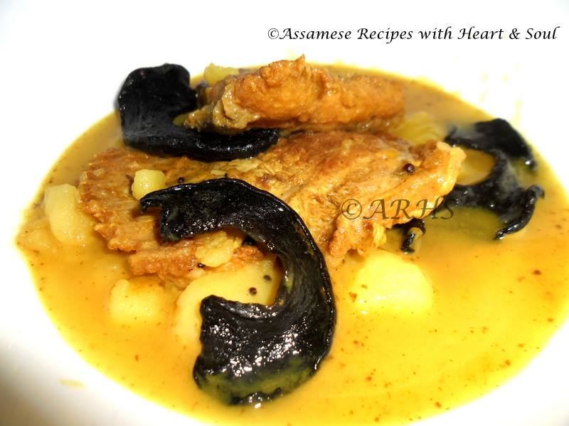 Assamese Recipes: 12 must have Assamese Fish Dishes you should try....