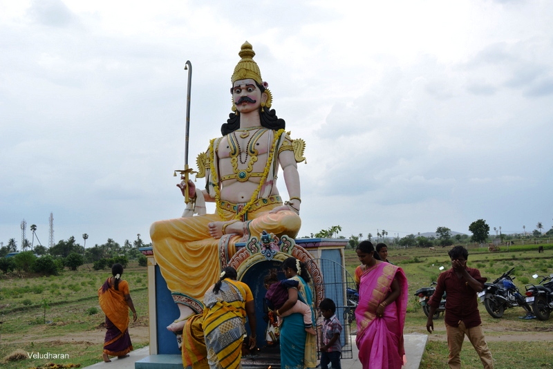VELUDHARAN TEMPLES VISIT : Sri Muneeswaran, at Konachi Amman Temple ...