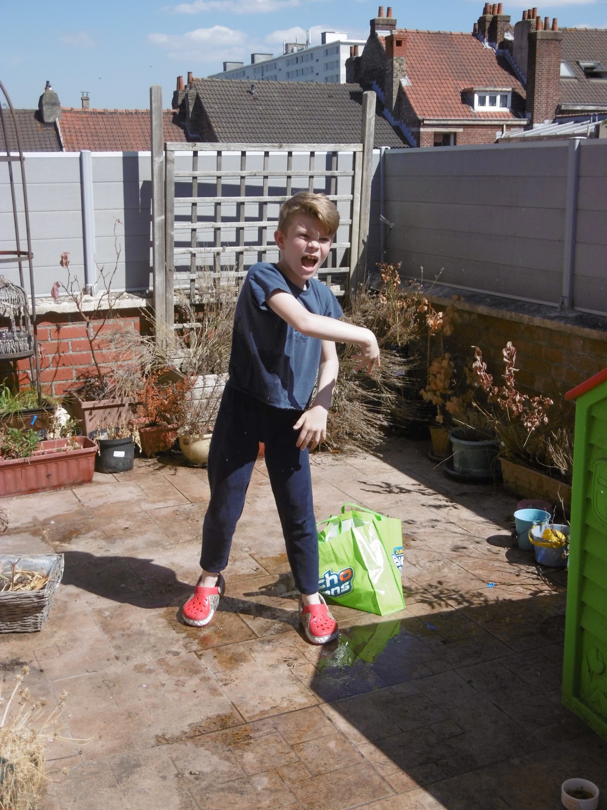 Madhouse Family Reviews: Beating the heat with Bunch o Balloons (review)