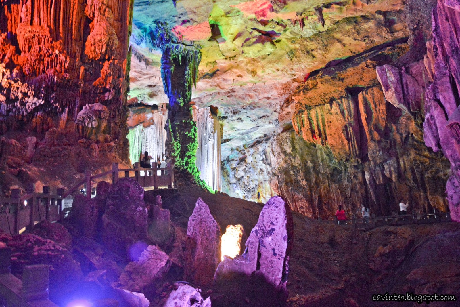 Entree Kibbles: The Silver Cave (银子岩) in between Yangshuo & Lipu ...