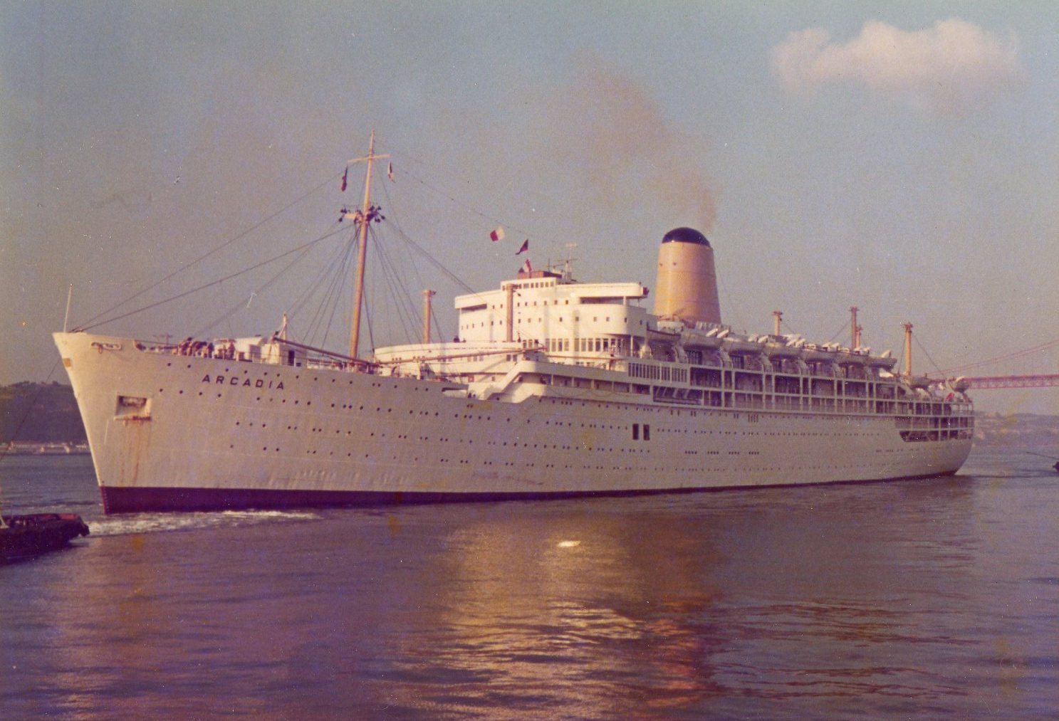 SHIPS & THE SEA - BLOGUE dos NAVIOS e do MAR: P&O' S.S. ARCADIA (1954-1979)