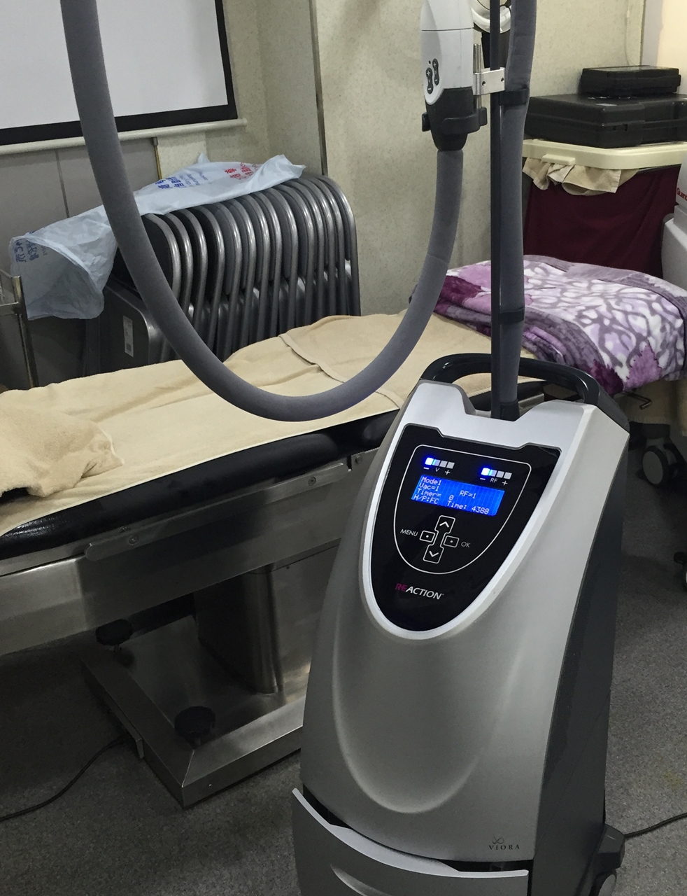 Wintyb 的瘋狂生活: Viora Reaction CORE 提升面型輪廓療程