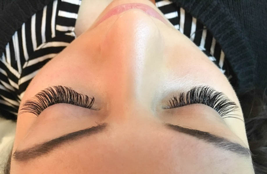 Tahitian Vs. Russian Lashes | What's the Difference?* | Sœurs de Luxe