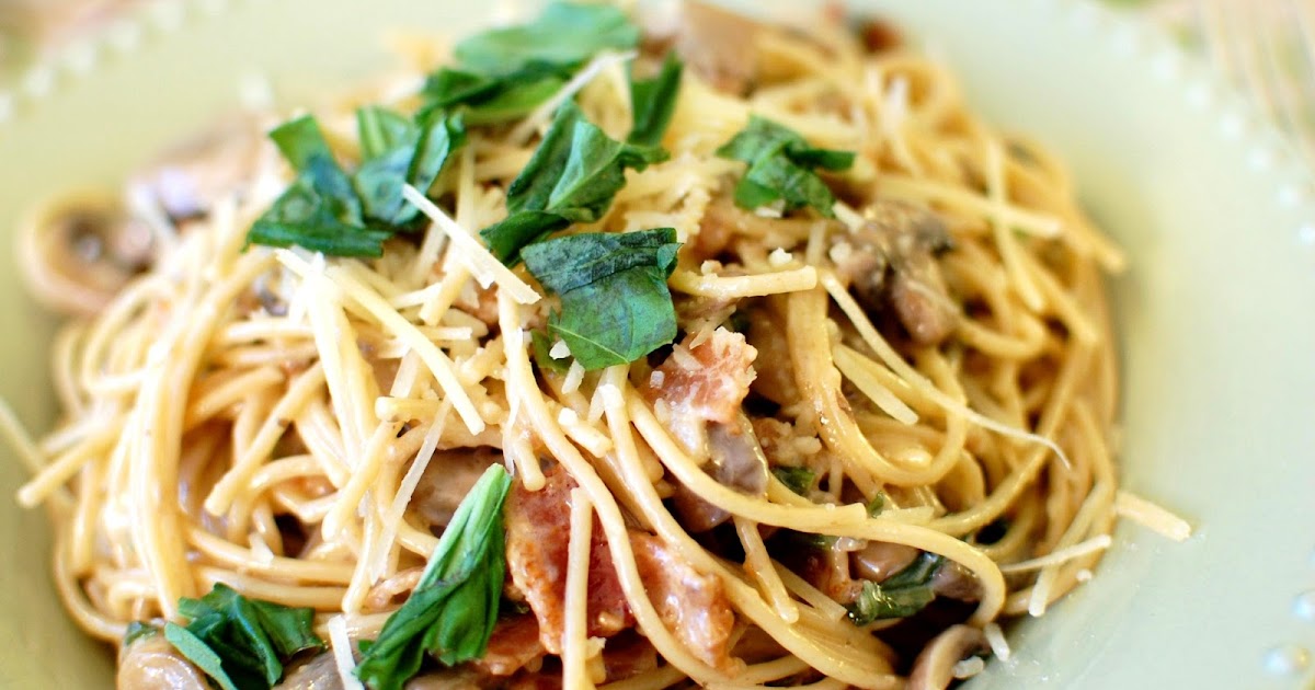 33 Shades of Green: Tasty Tuesdays: Mushroom & Bacon Spaghetti with ...