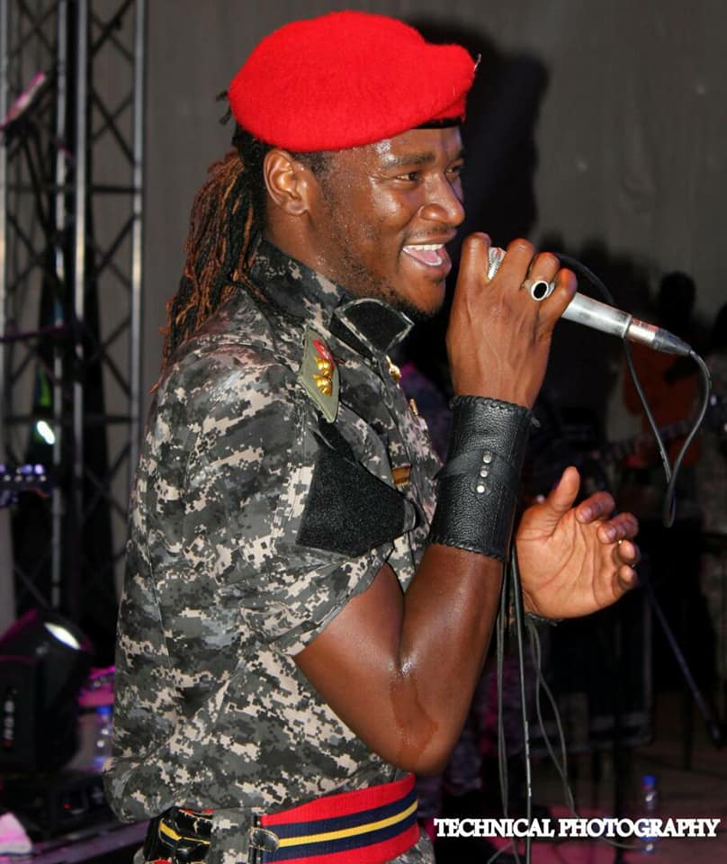 JAH PRAYZAH : I'M NOT INTO POLITICS newsdzeZimbabweNewsdzeZimbabwe