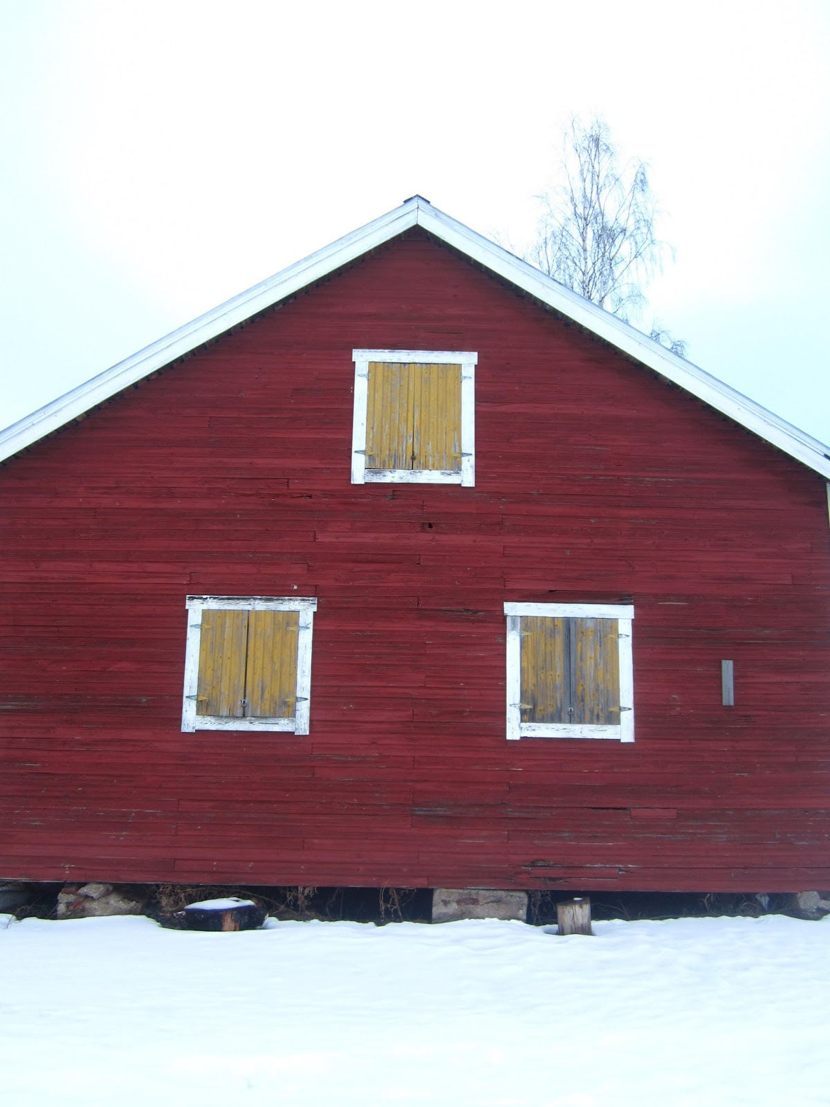 Writers Who Kill: The Red House Mystery by A.A. Milne: A review by ...