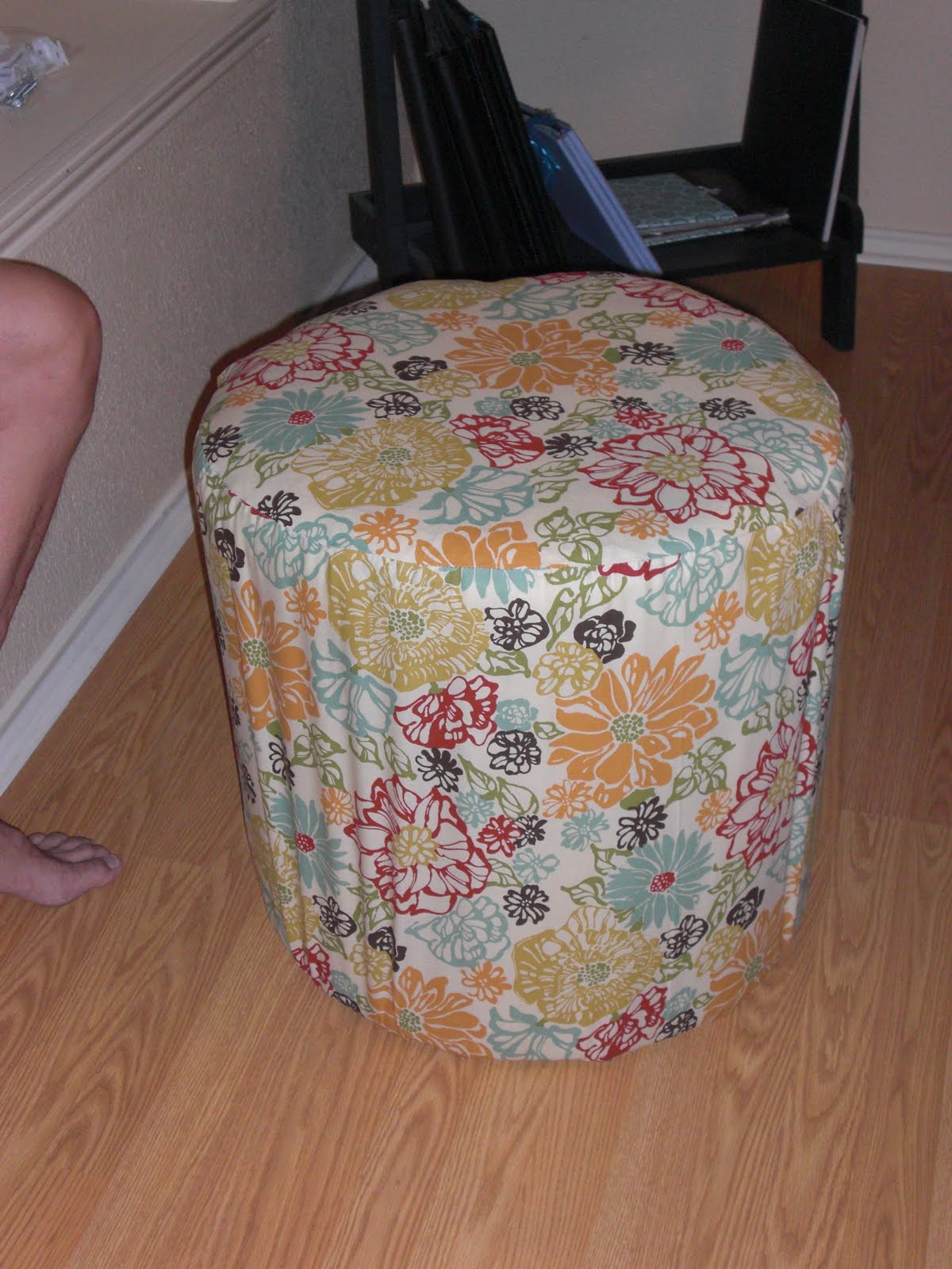 our sweet love: DIY: ottoman