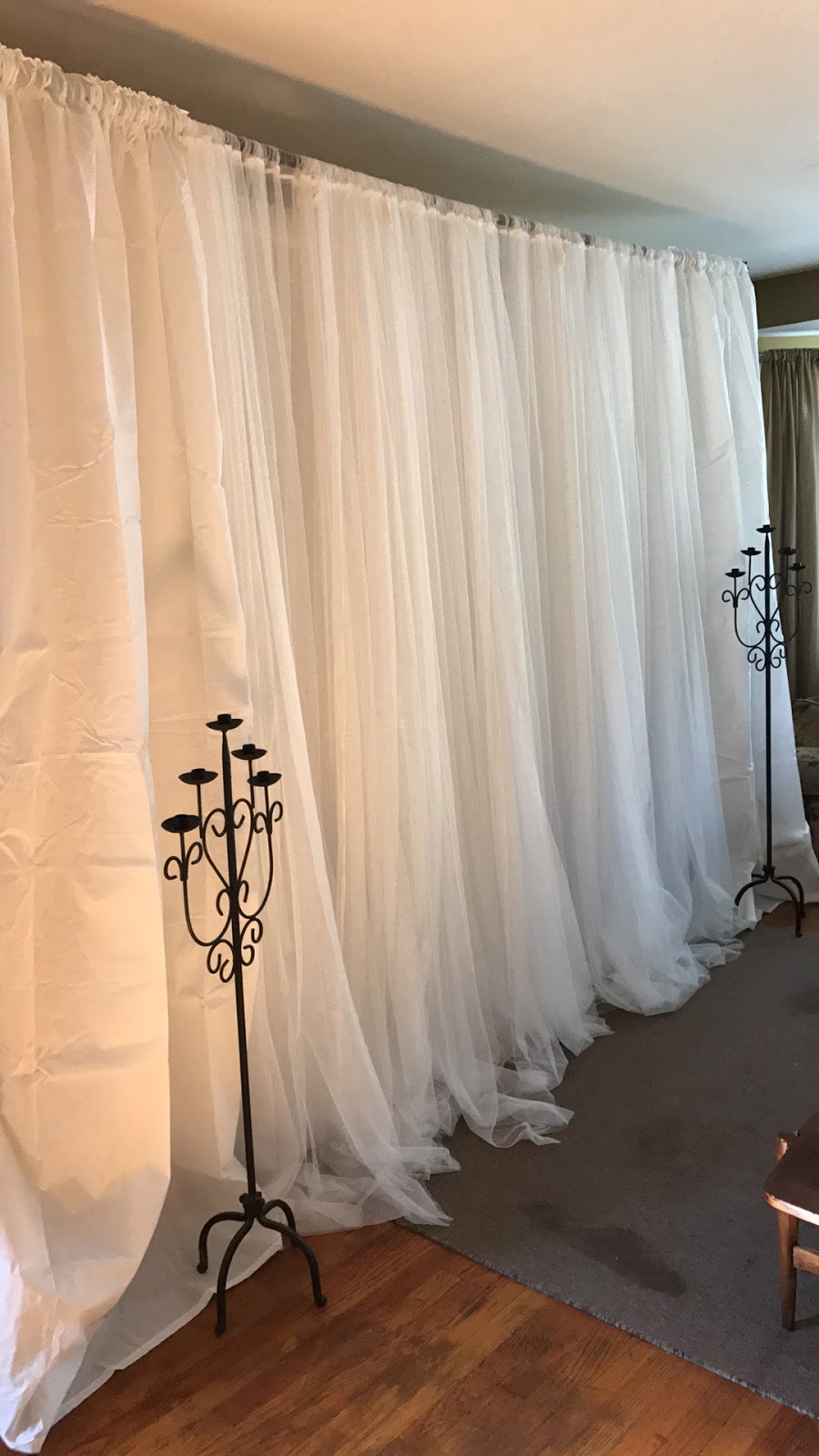 She's Wright : DIY Wedding Backdrop