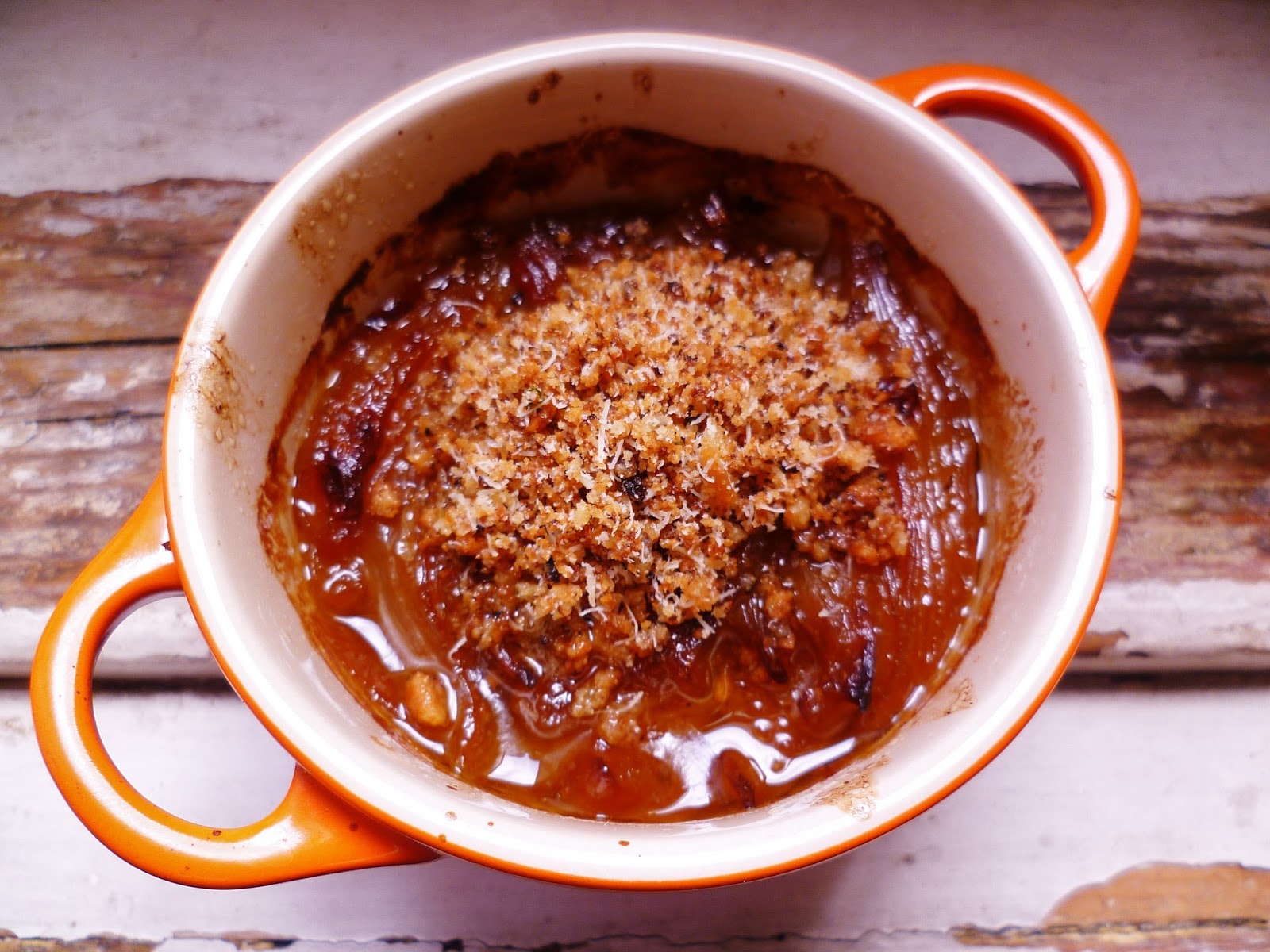 Marmaduke Scarlet: onions braised in cider