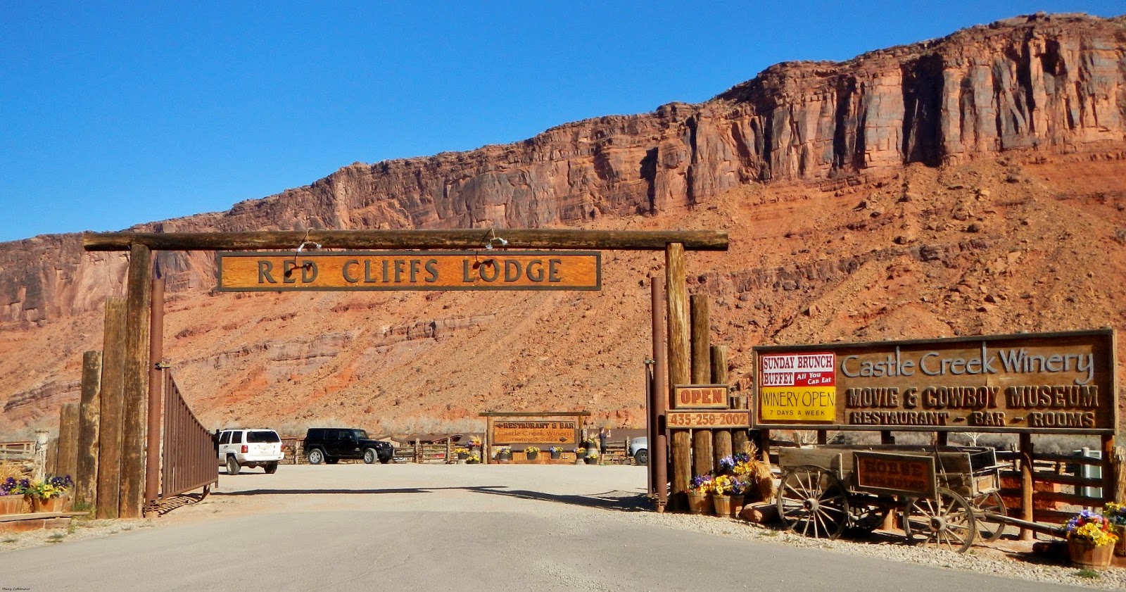 Food Adventures of a Comfort Cook: Fill 'Er Up at Red Cliff Lodge's ...