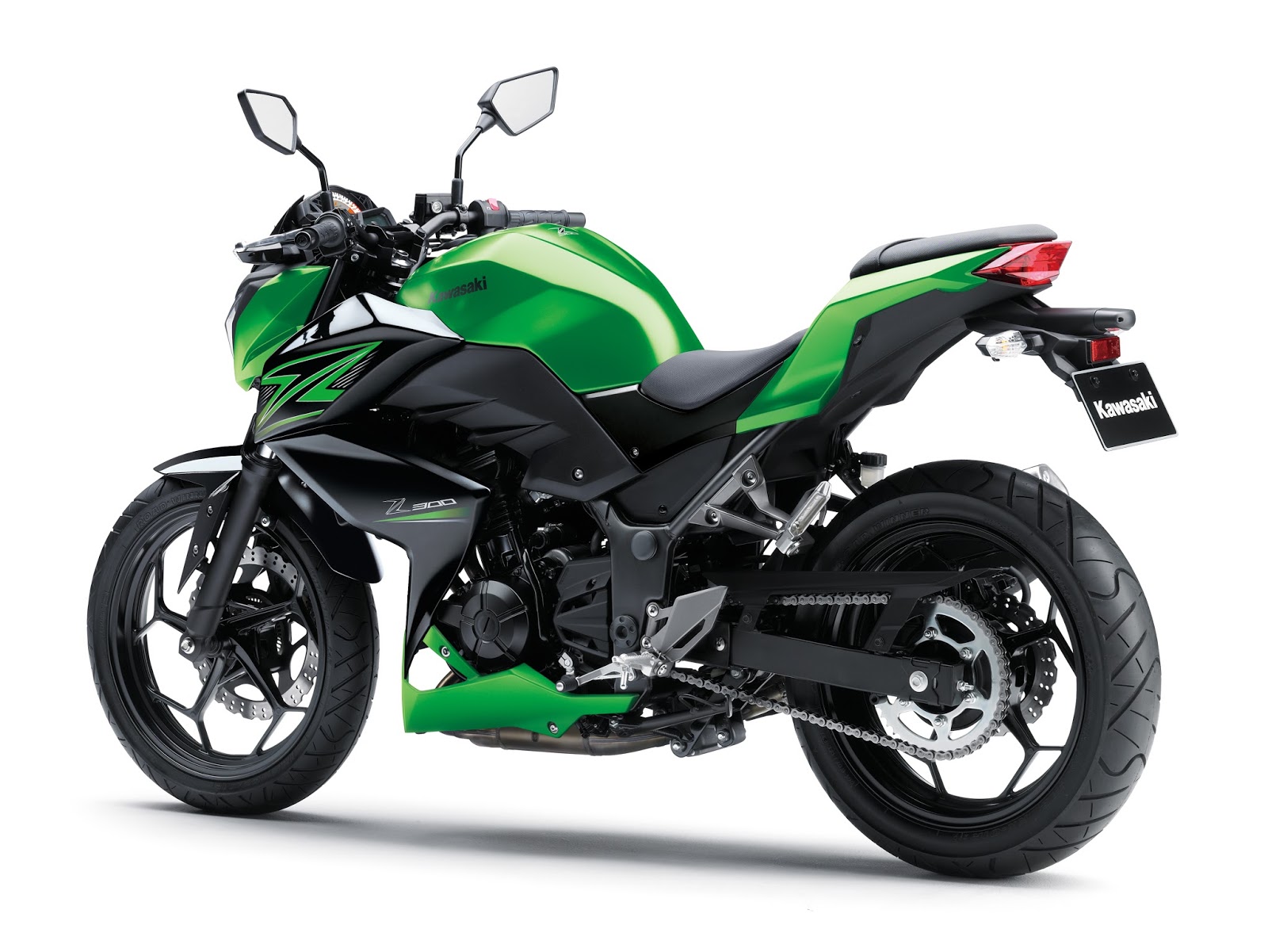 COMPARATIVO 300 cc: KAWASAKI Z300 x YAMAHA MT-03